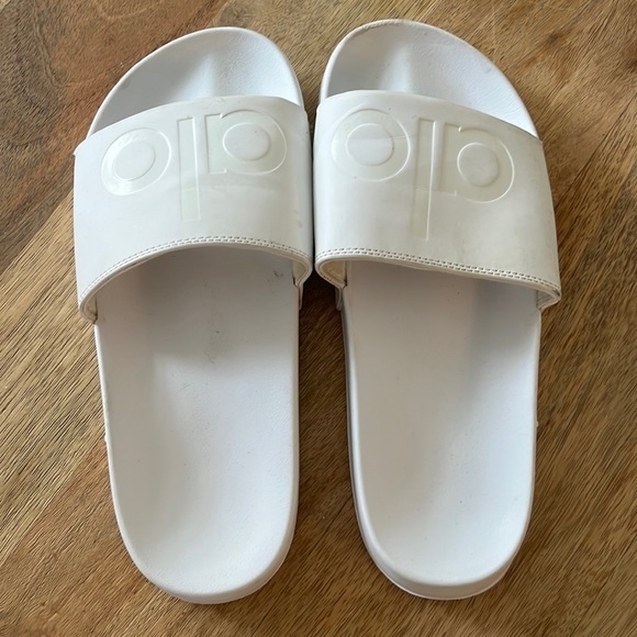 ALO Yoga | Shoes | Alo Yoga White Slides | Poshmark